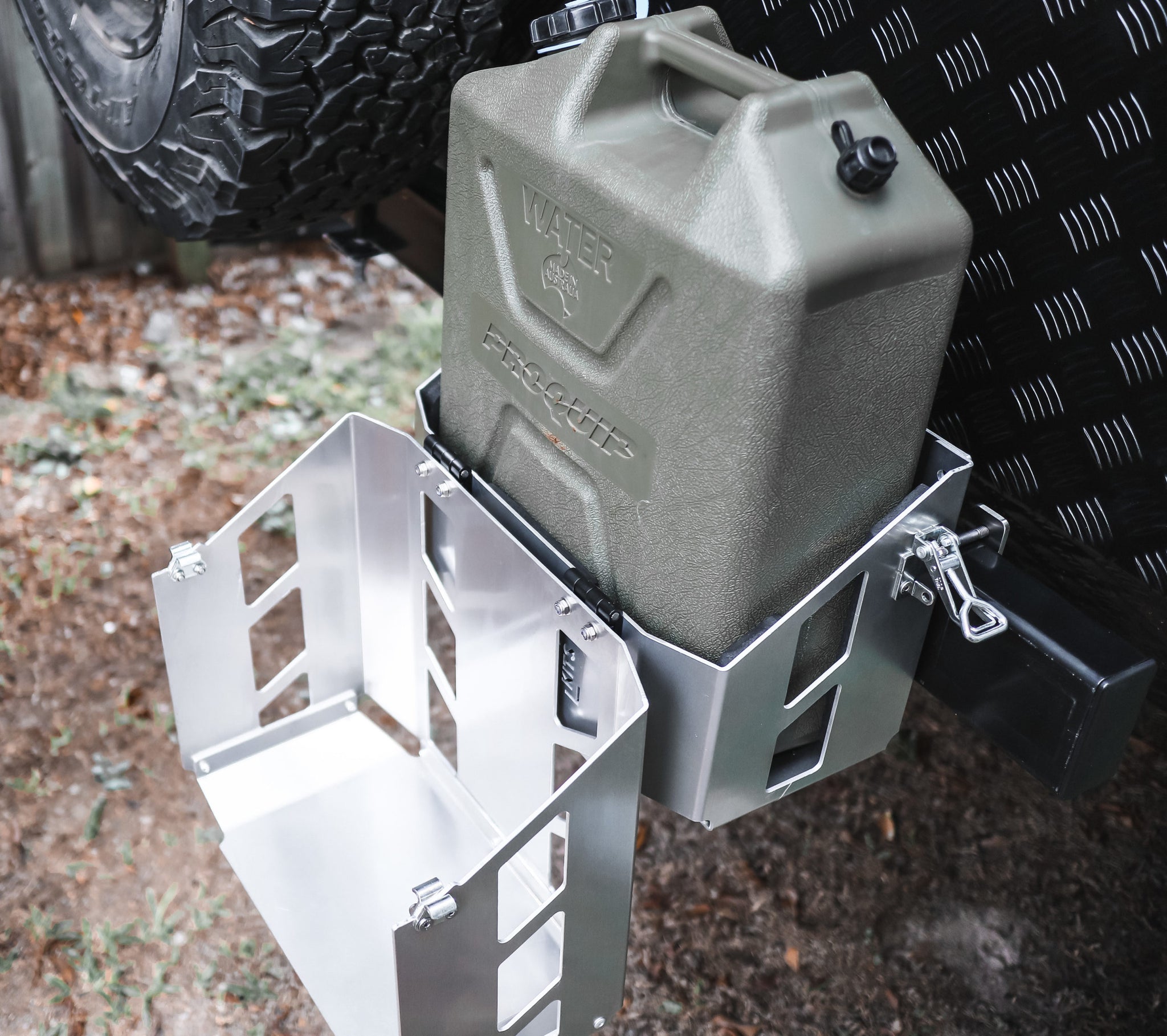 Drawbar bracket for Jerry Can and Gas Holders | iBuilt Kits – iBuilt ...